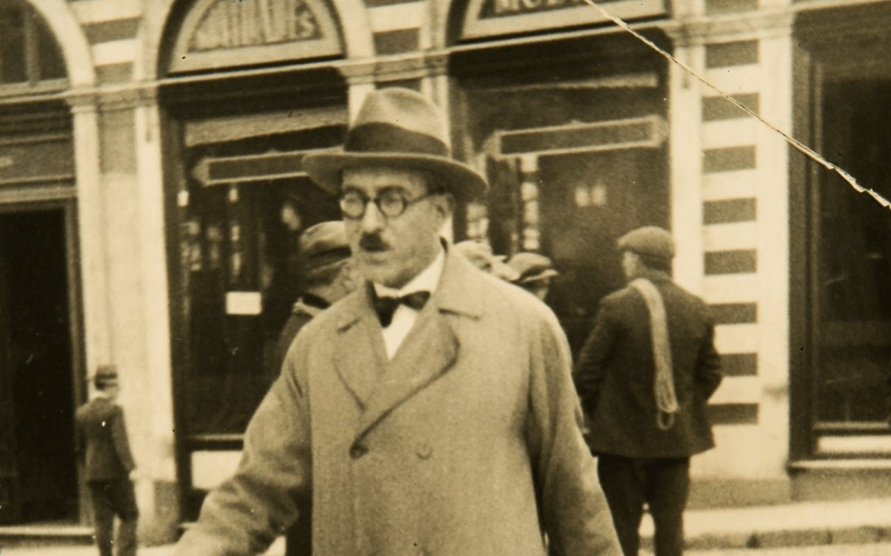 Fernando Pessoa, 90 anos da morte | RTP Antena 2